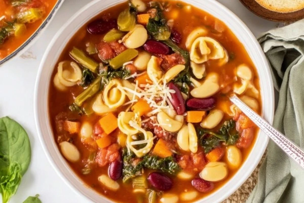 Copycat Olive Garden Minestrone Soup